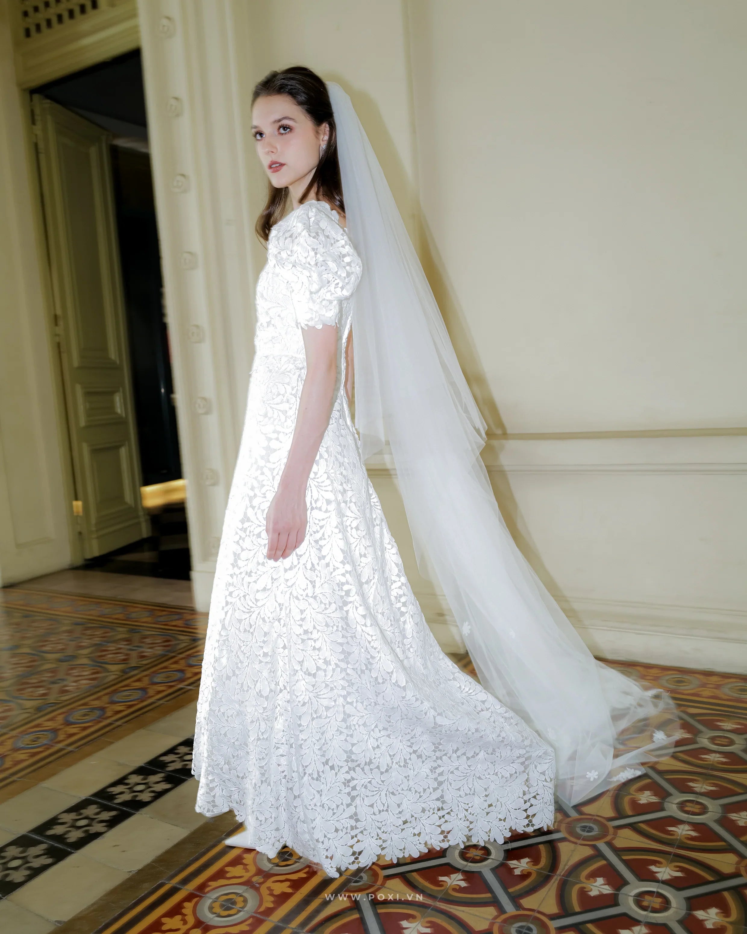 Minimalist Wedding Dress Trends – POXI & ivorya - Clothing For Classy Women