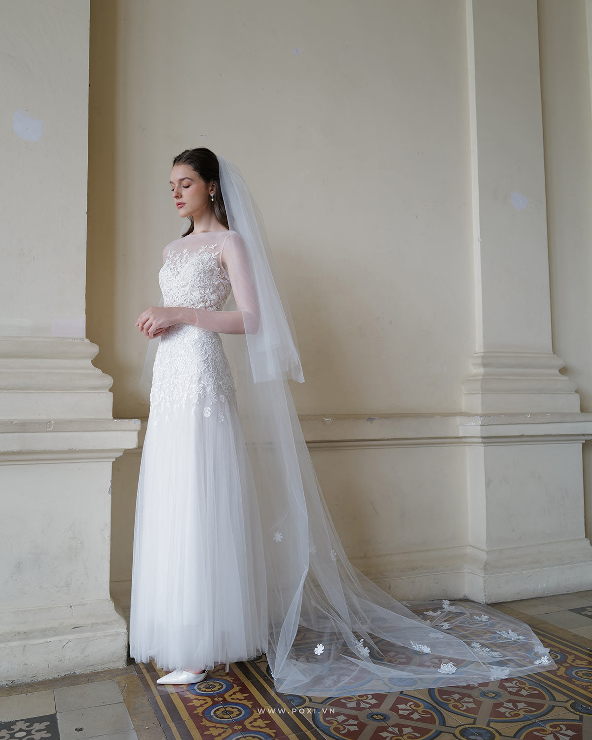 Váy cưới đi bàn – Các mẫu váy cưới chào bàn gọn nhẹ – POXI